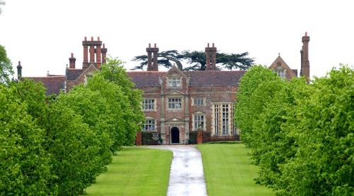 Coldham Hall - Claudia Schiffer & Matthew Vaughn's House - Virtual ...
