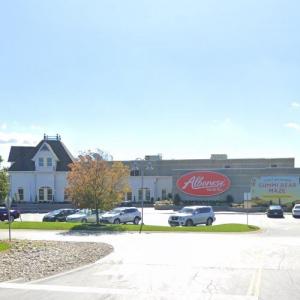 Albanese Candy Factory in Hobart, IN - Virtual Globetrotting