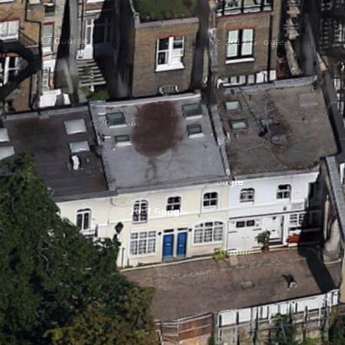 Alec Guinness' House (Former) in London, United Kingdom (Google Maps)