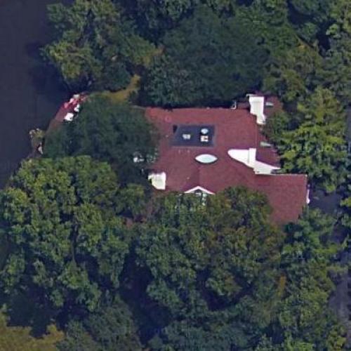 Ty Warner's House (Oak Brook, IL) in Oak Brook, IL (Google Maps)