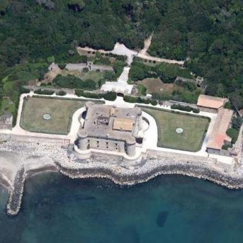 Odescalchi Castle in Ladispoli, Italy (Google Maps)