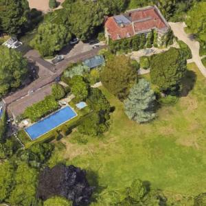 The Mill House - George Clooney & Amal Alamuddin's House in Sonning ...