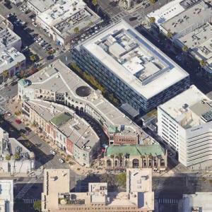 Rodeo Drive Shopping District in Los Angeles, CA - Virtual Globetrotting