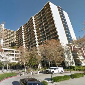 Angelus Plaza in Los Angeles, CA - Virtual Globetrotting