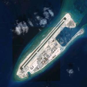 Chinese island building - Fiery Cross Reef in Yongshu Island, China ...
