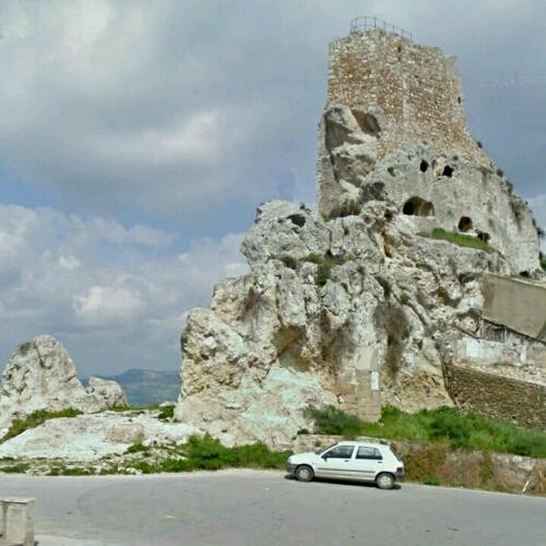Norman Castle ruins in Pietraperzia, Italy (Google Maps)