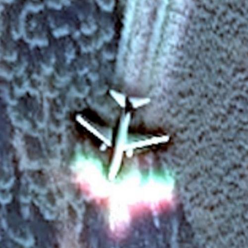 Airplane in flight in Rychówko, Poland (Google Maps)