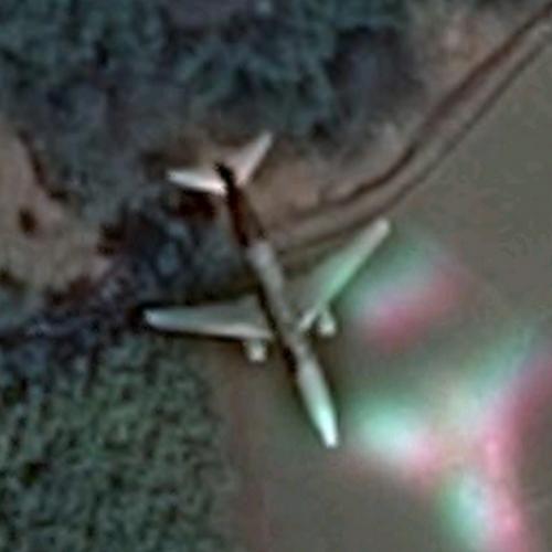 Airplane in flight in Tirthahalli, India - Virtual Globetrotting