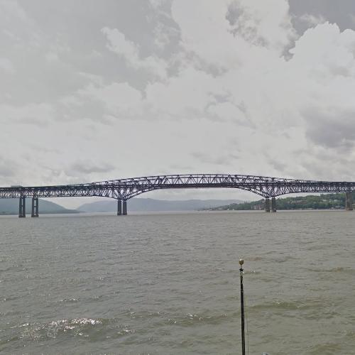 Newburgh–Beacon Bridge in Newburgh, NY - Virtual Globetrotting