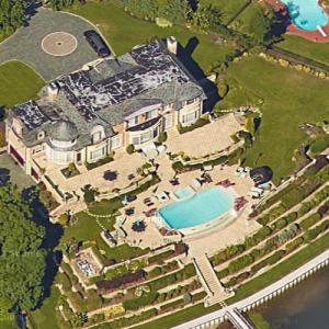 Alex Peykar's House in Kings Point, NY - Virtual Globetrotting