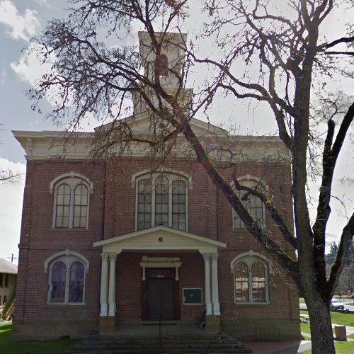 Jackson County Courthouse in Jacksonville, OR (Google Maps)
