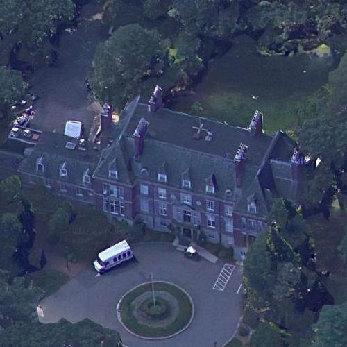 H. Wendell Endicott's House (Deceased) in Dedham, MA (Google Maps)