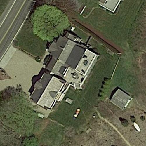 Joss Whedon's House (Former) in Centerville, MA (Google Maps) (#2)