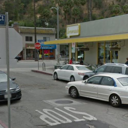 Cameron drops off Anthony (Crash) in Los Angeles, CA (Google Maps)