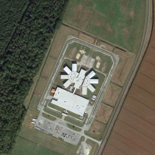 Pamlico Correctional Institution in Bayboro, NC (Google Maps)