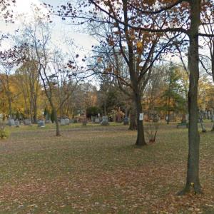 Mount Harmon Cemetery in Quebec, Canada - Virtual Globetrotting