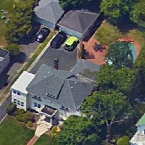 Amy Schumer's Childhood Home in Rockville Centre, NY - Virtual ...