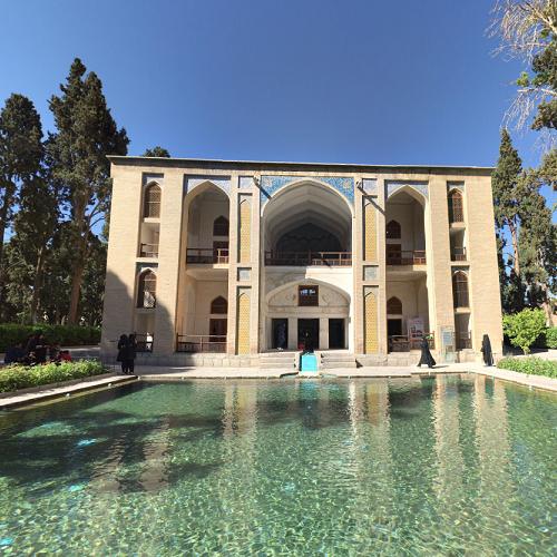 Fin Garden in Kashan, Islamic Republic of Iran (Google Maps)