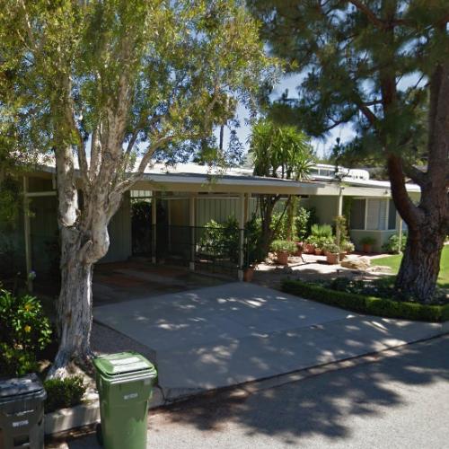 'Rabinowitz House' by JR Davidson in Los Angeles, CA (Google Maps)