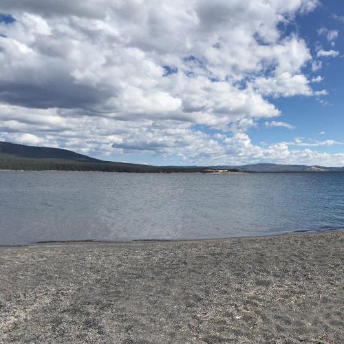 Yellowstone Lake - Largest lake in Wyoming in Yellowstone National Park ...