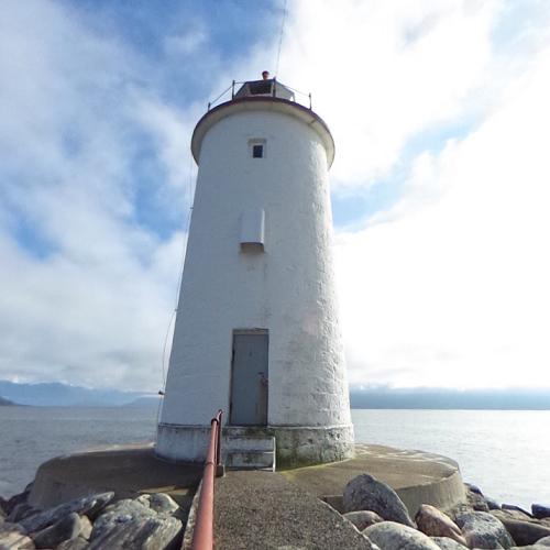 Høgsteinen Fyr Lighthouse in Ålesund, Norway - Virtual Globetrotting