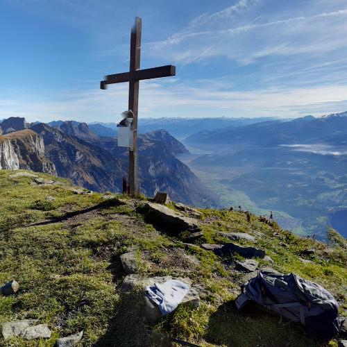Summit of Schibenstoll in Quarten, Switzerland (Google Maps)