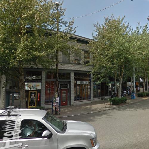 Fremont Building in Seattle, WA (Google Maps)