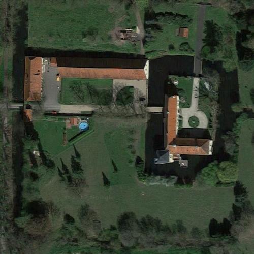 Schloss Ledenburg in Bissendorf, Germany (Google Maps)