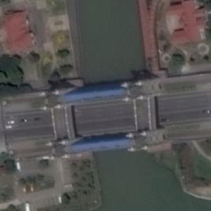 Replica Tower Bridge in Suzhou, China - Virtual Globetrotting