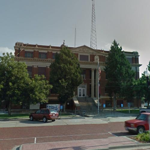 Hall County Courthouse in Memphis, TX (Google Maps)