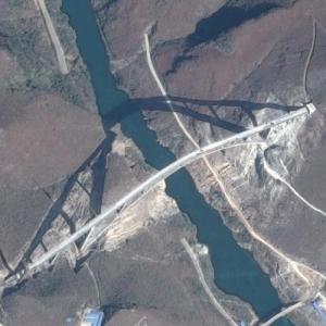 Qinglong Railway Bridge (world's longest concrete arch bridge) in ...