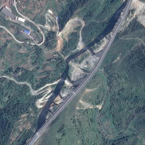 Wucha River Bridge in Renhuai, China - Virtual Globetrotting