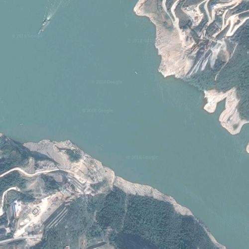 Xiangxi Yangtze River Bridge under construction in Badong, China ...