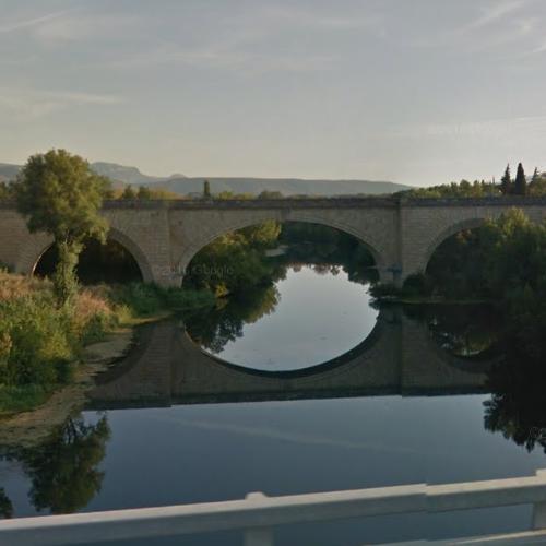 Gignac Bridge in Gignac, France (Google Maps)