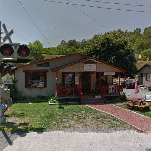 Southern Charms ("Three Billboards Outside Ebbing, Missouri") in ...