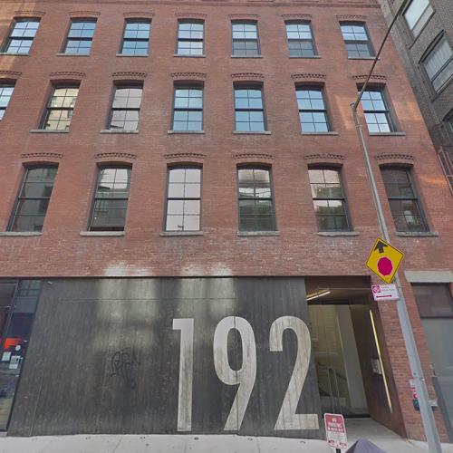 192 Water Street in New York, NY - Virtual Globetrotting
