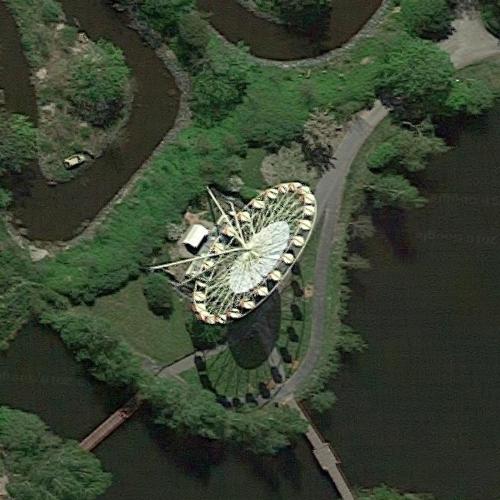 Serengeti-Park Ferris Wheel in Hodenhagen, Germany (Google Maps)