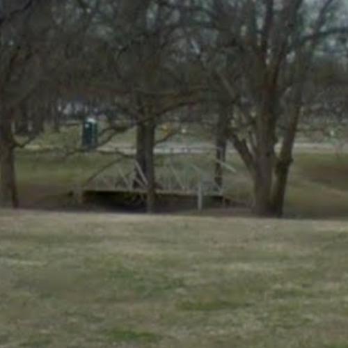 John Zink Park Footbridge in Skiatook, OK (Google Maps)