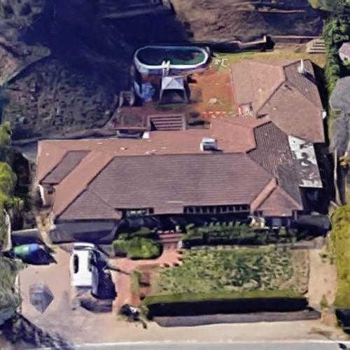 Curtis Stone's House in Los Angeles, CA (Google Maps)