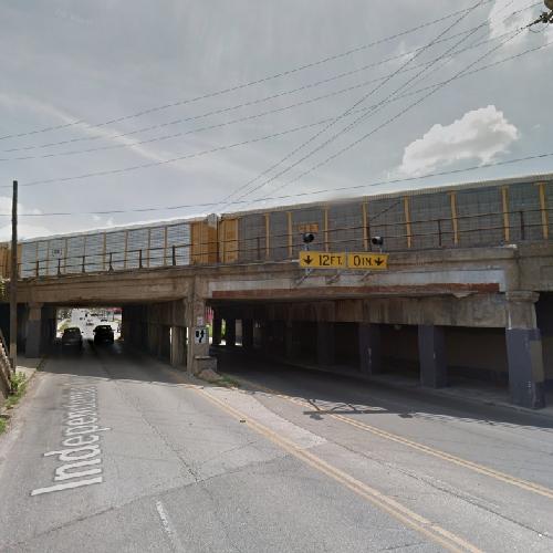 Independence Avenue (US 24) Overpass in Kansas City, MO (Google Maps)