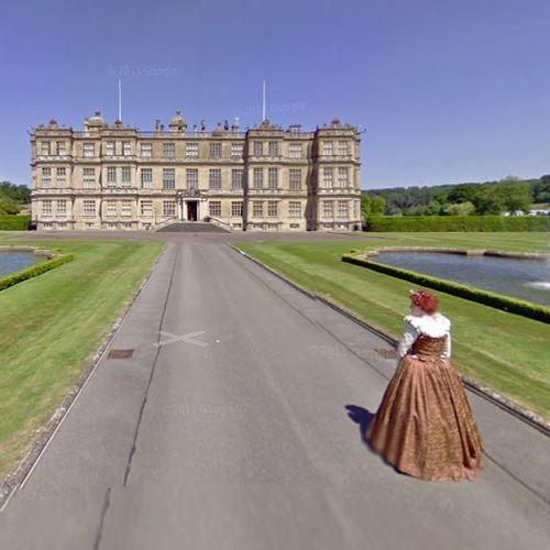 Elizabethan Woman at Longleat House in Wiltshire, United Kingdom ...