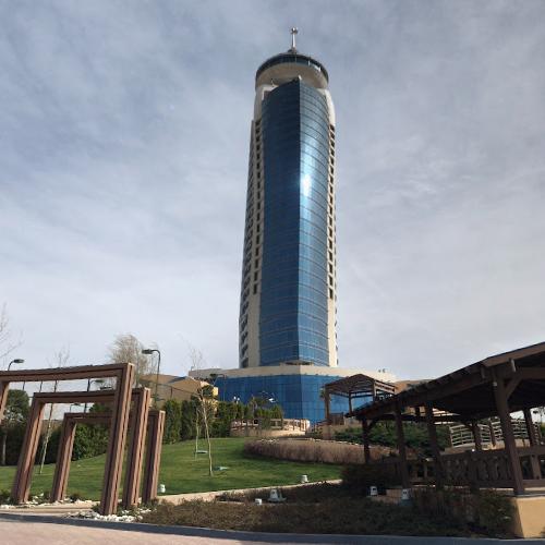 Grand Millennium Hotel in Sulaymaniyah, Iraq - Virtual Globetrotting