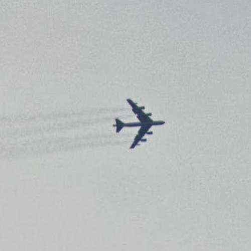 B-52 Stratofortress (2 BW) in Flight in Bossier City, LA (Google Maps)