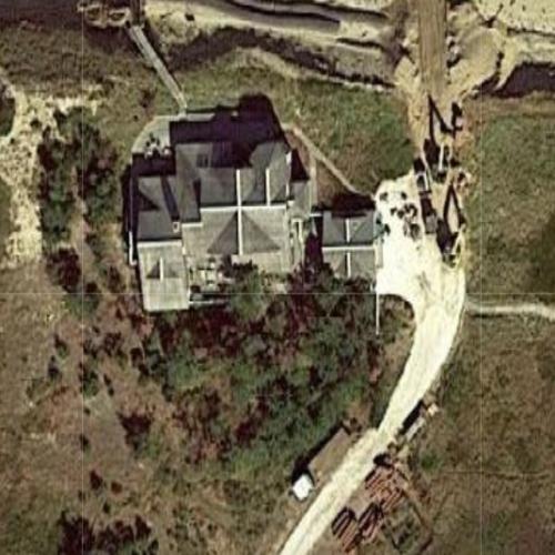 Jonathan Molot's House in Nantucket, MA (Google Maps)