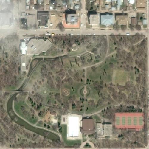 Crescent Park in Moose Jaw, Canada (Google Maps) (#2)