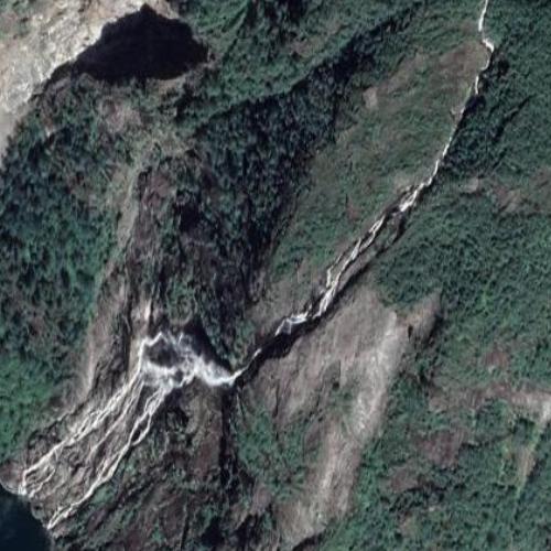 Heggurfossen in Fjord, Norway (Google Maps)
