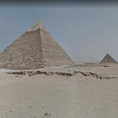 Giza pyramid complex street view in Giza, Egypt - Virtual Globetrotting