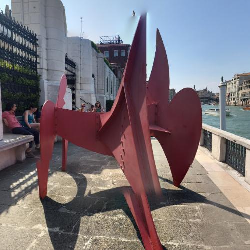 'The Cow' by Alexander Calder in Venice, Italy - Virtual Globetrotting