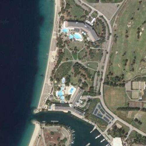 'Porto Carras' by Walter Gropius in Neos Marmaras, Greece (Google Maps)