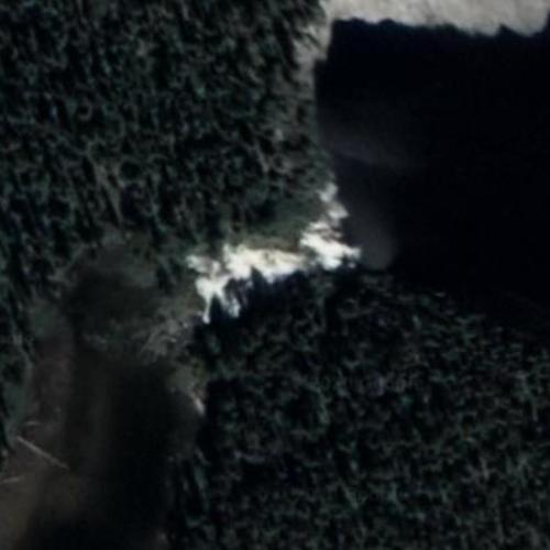Hunlen Falls in Bella Coola, Canada (Google Maps)